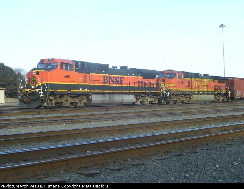 BNSF 969